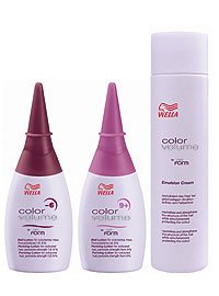 Brillante Farbe & tolles Volumen mit Color Volume beim Friseur